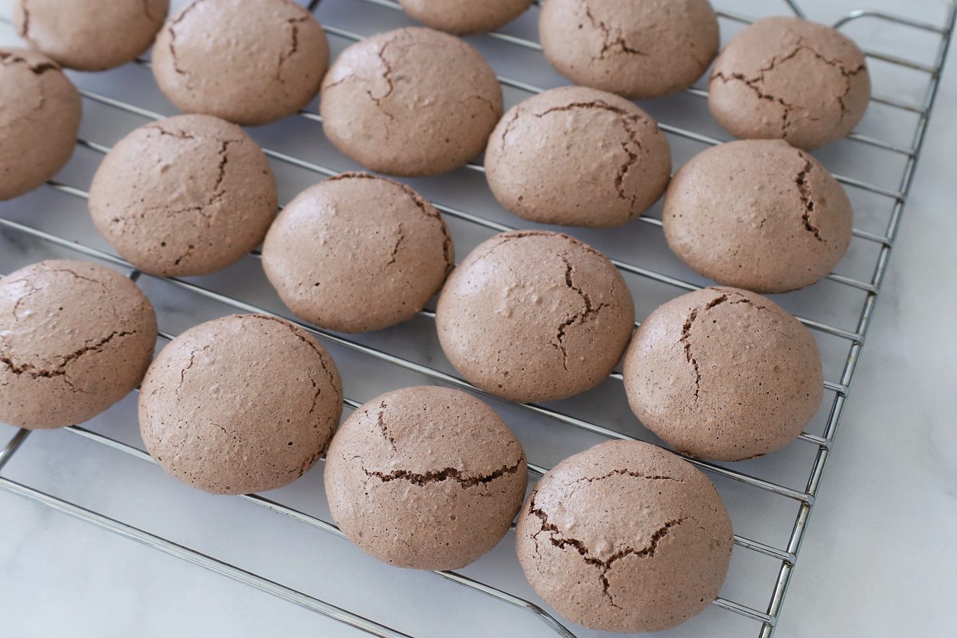 Pricomigdale cu ciocolata - Cristina Mehedinteanu